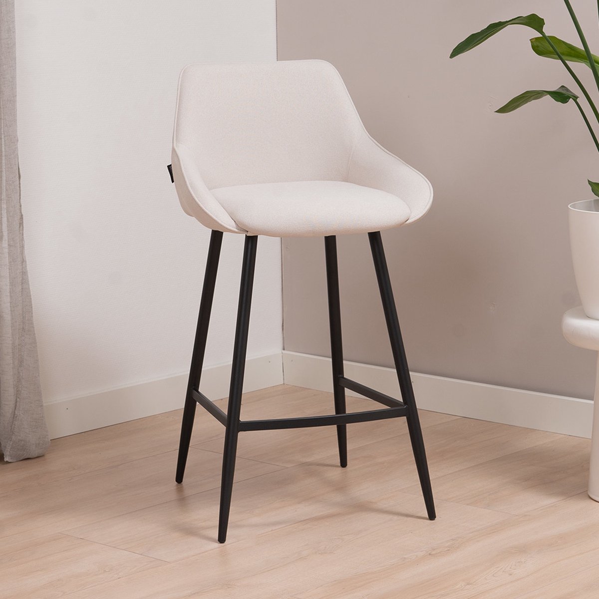 Bronx71® Scandinavische barkruk Lova gerecyclede stof beige 68 cm ...