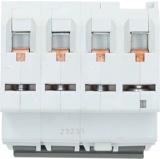 ETI aardlekautomaat 3-polig+nul 32A B-kar 30mA (431000156) | bol