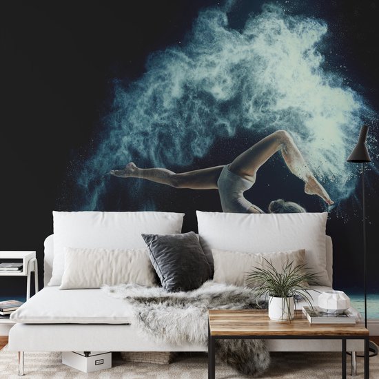 Fotobehang Turnster Tijdens De Voorstelling | bol