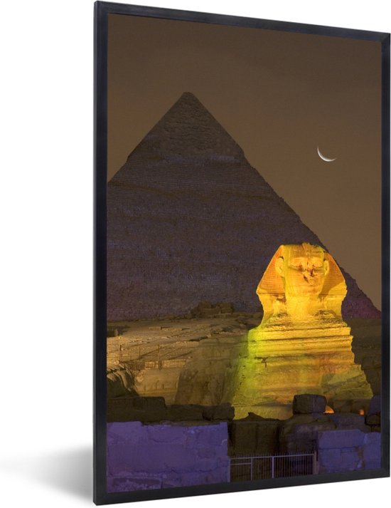 Fotolijst incl. Poster - Kleine maan bij de Sfinx van Gizeh in de nacht ...