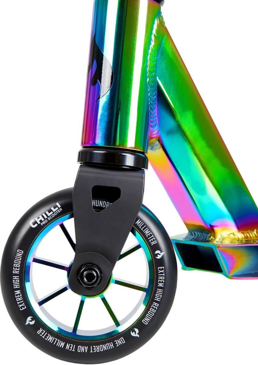 Chilli Base stuntstep - zwart / neochroom - 110mm wielen | bol.com