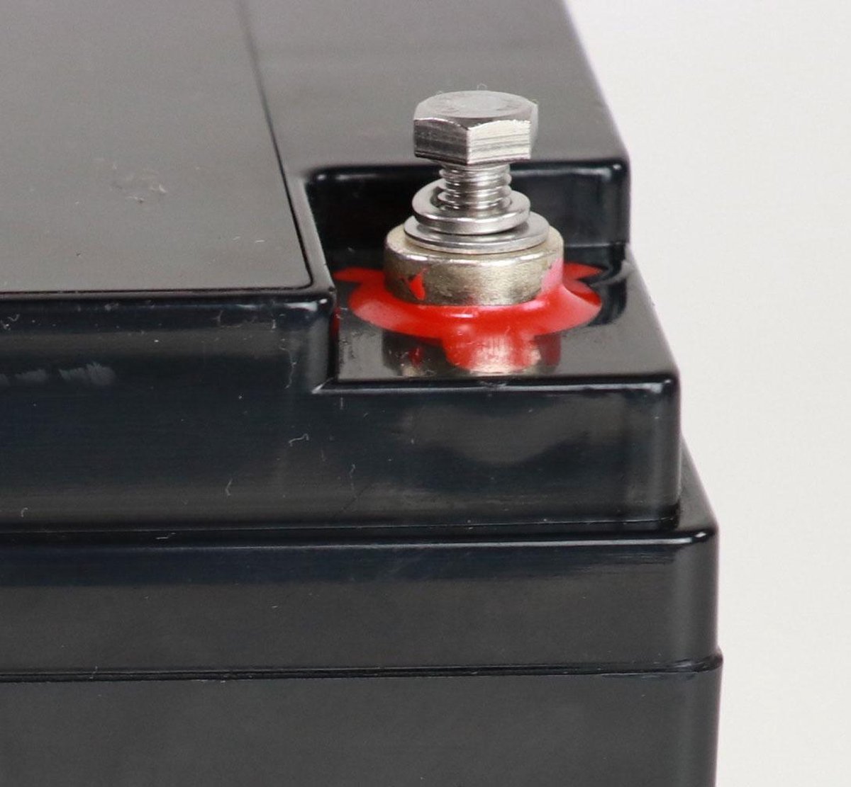 Q-Batteries 12LCP-30 LCP 12V 30Ah AGM | bol.com