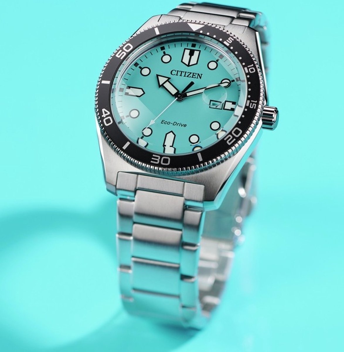 Citizen Solar Eco-Drive Duiker Tiffany AW1760-81W | bol.com