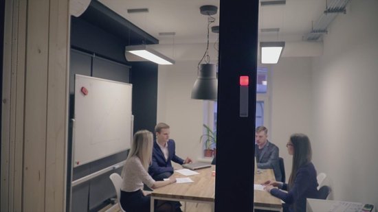 Luxafor Switch niet storen lamp eenvoudig te bedienen door console te ...