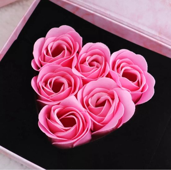 love - cadeau - doosje - roze - roosjes - moederdag - kadootje | bol