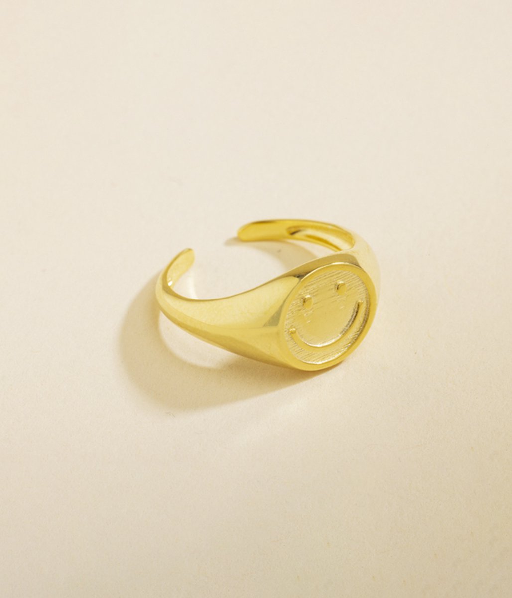Rebelle Amsterdam - dames ring goud - smiley ring - ring smiley - ring emoji -... | bol.com