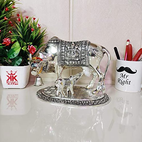 Kamdhenu Koe Standbeeld voor Geluk en Feng Shui, Traditonele ...