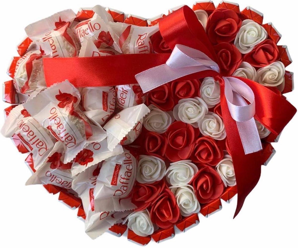 Love choco hart - Chocolade cadeau - in de vorm van een hart - Kinder ...