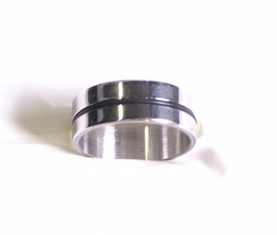 Zilveren RVS ring met zwarte streep erop. | bol.com