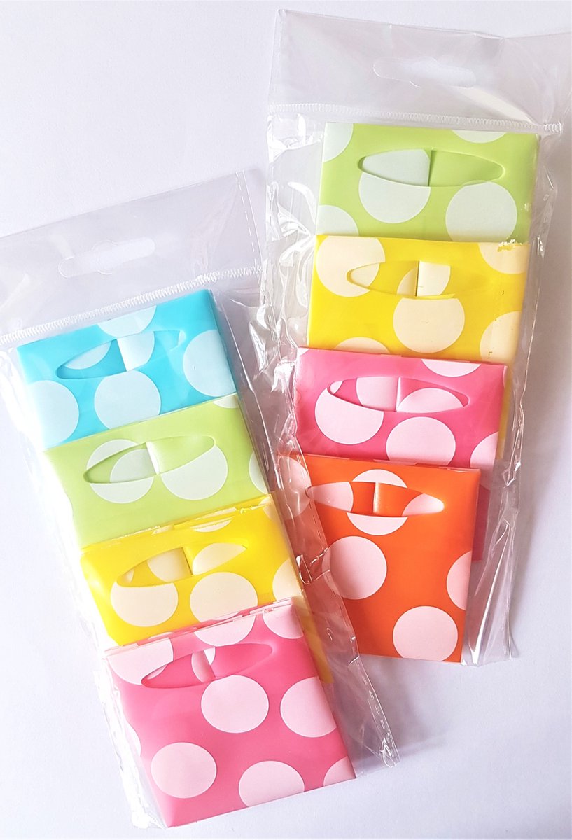 Cadeau zakjes / Uitdeel zakjes / Plastic zakjes gekleurd / 8stuks - 6 ...