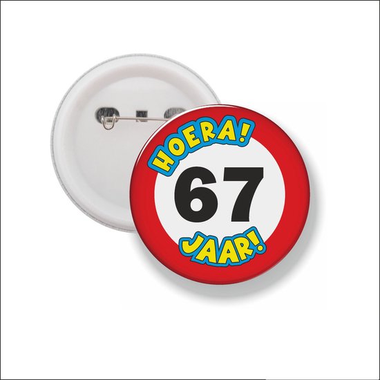 Button Met Speld 58 MM - Hoera 67 Jaar | bol