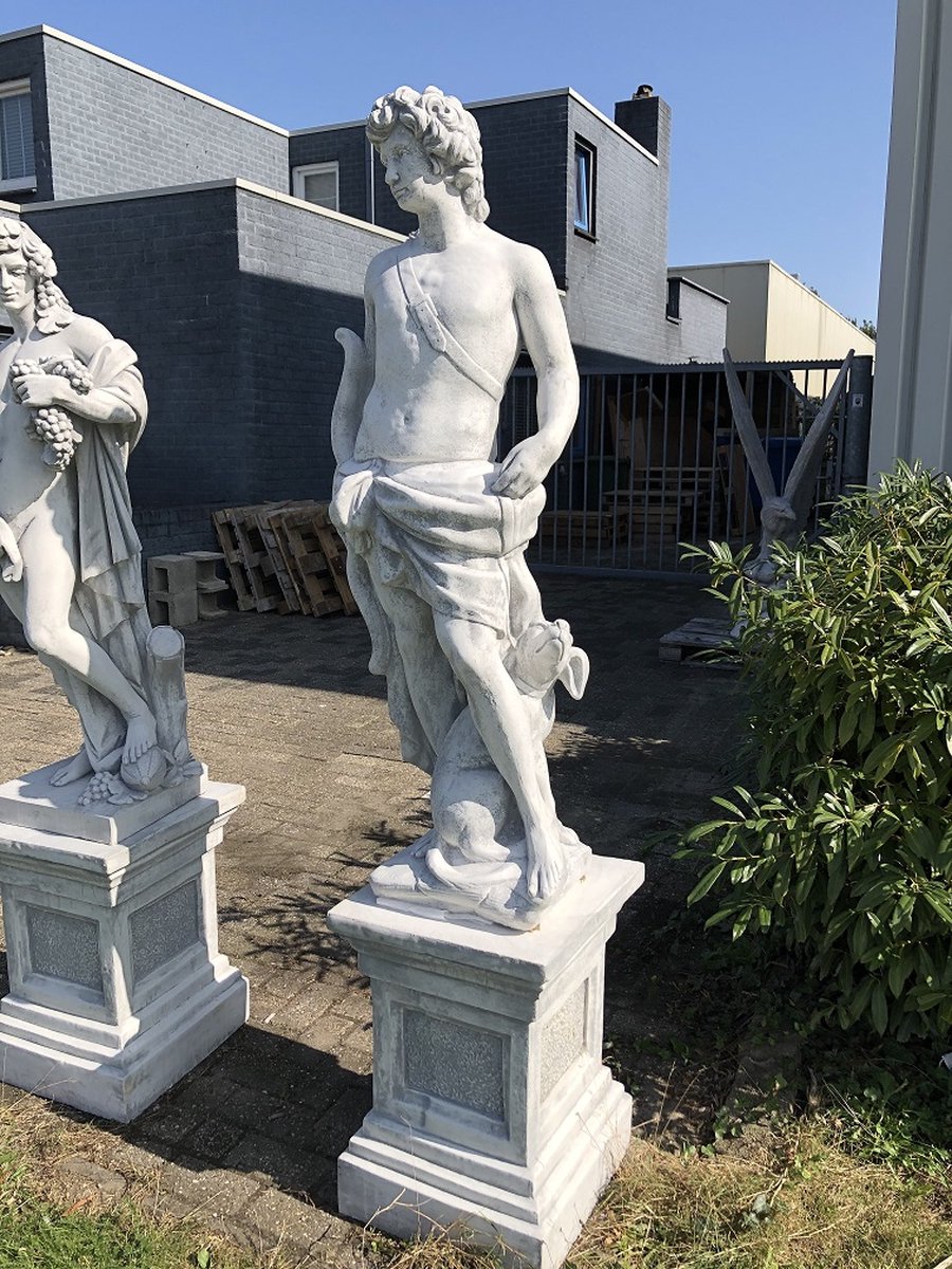 Mooi grieks vol stenen beeld van jager ST. Hubertus. | bol.com