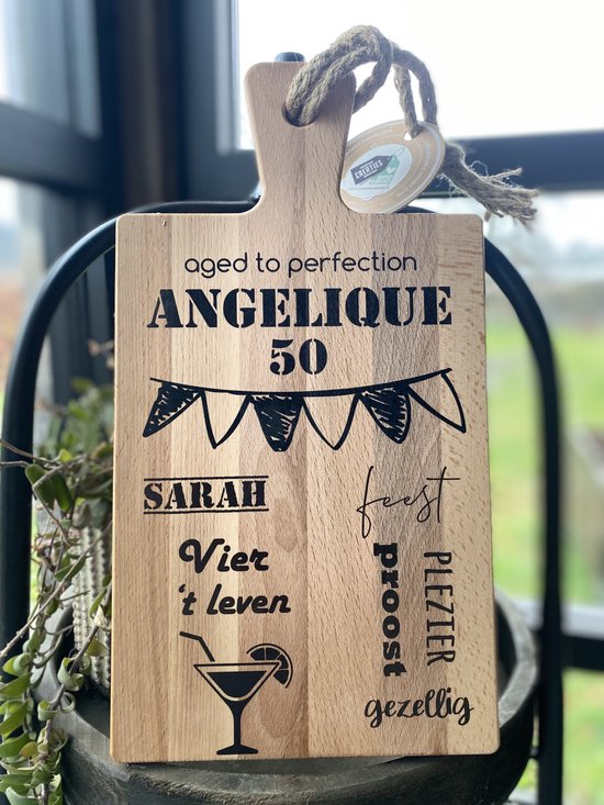 Creaties van Hier - Serveerplankje Sarah - 34,5 cm - gepersonaliseerd ...