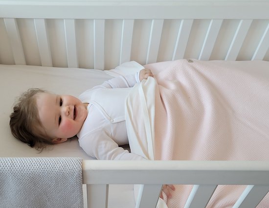 Pommie Baby Ledikantdeken - Lichtgrijs - 140x105cm - Gebreid | bol.com