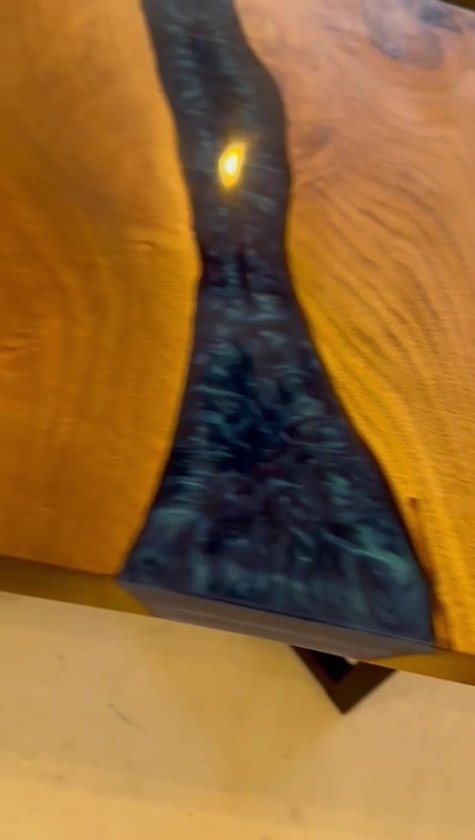 Arka Woods - Epoxy en walnoot hout salontafel - Sophie | bol