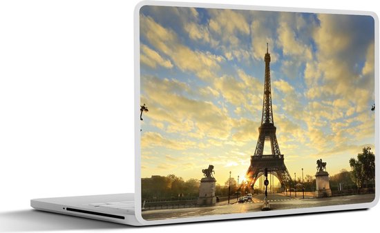 Laptop sticker - 13.3 inch - De Eiffeltoren met een unieke oranje lucht ...