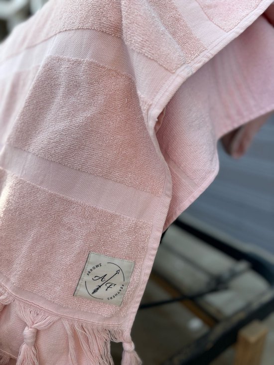 Arrows & Feathers - Hamam handdoek Nova Roze | bol