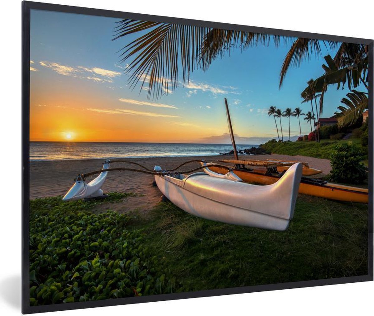 Fotolijst incl. Poster - Boten op het strand van Maui bij zonsondergang ...