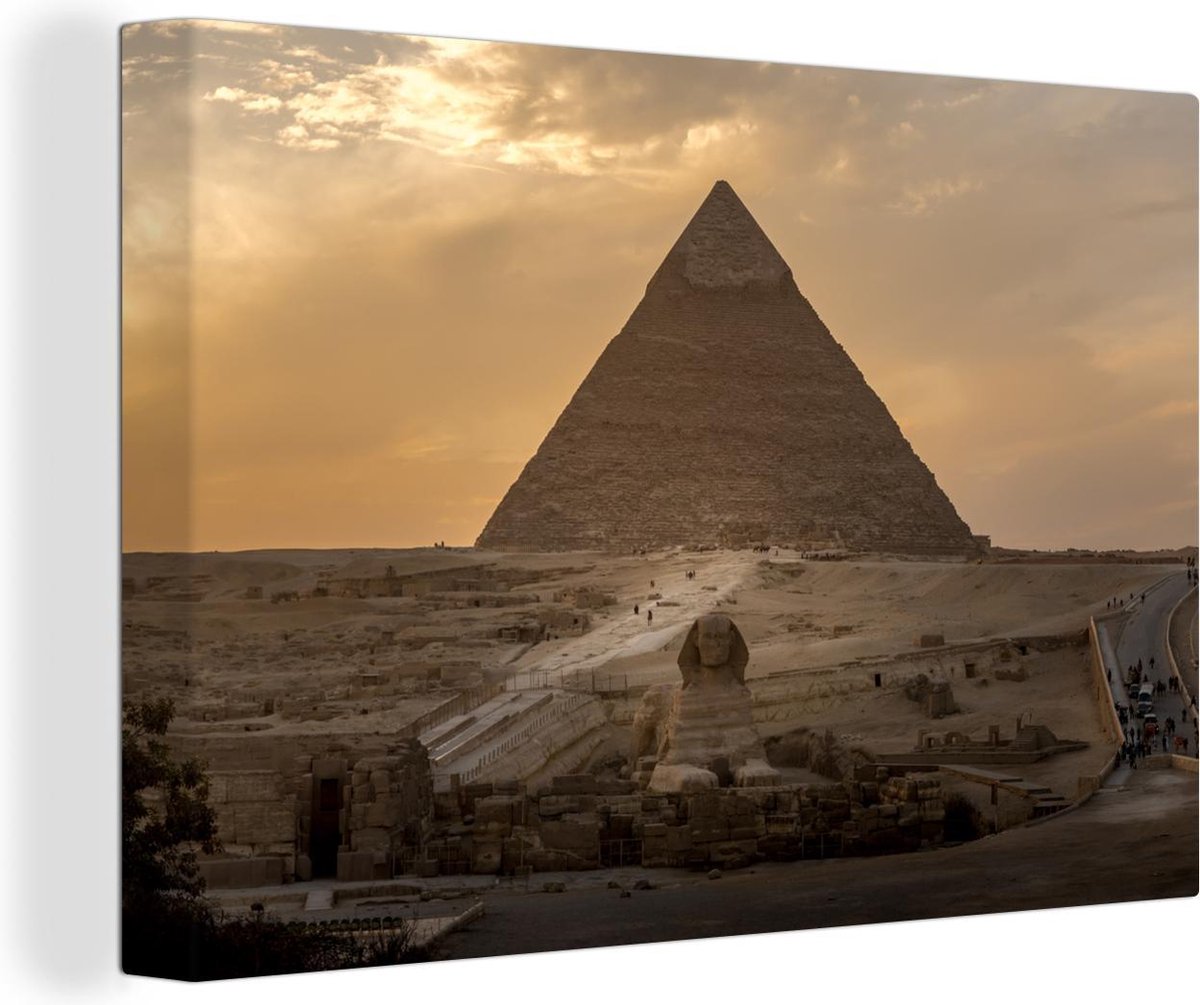 Canvas Schilderij De grote Sfinx van Giza voor de Piramide van Khafre ...