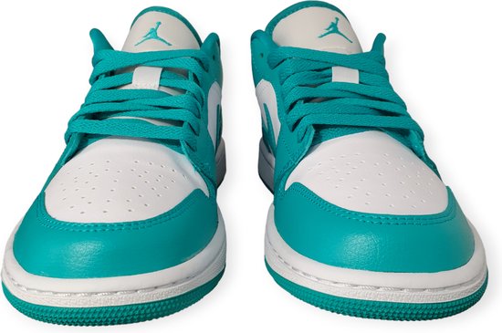 Nike Air Jordan 1 Low New Emerald - DC0774-132 - Maat 39 | bol