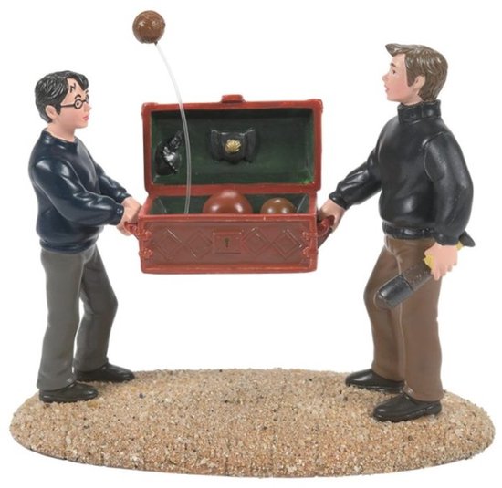 Beeld Wizarding World - Harry Potter - Harry And Ron A lively Bludger | bol