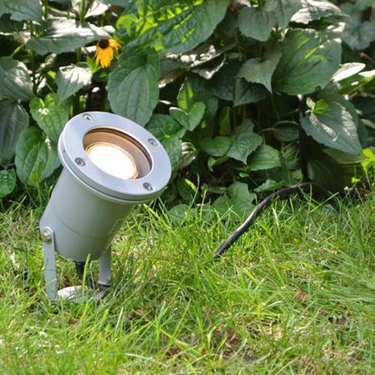 LED XL Tuinspot zilver 230v met stekker | bol