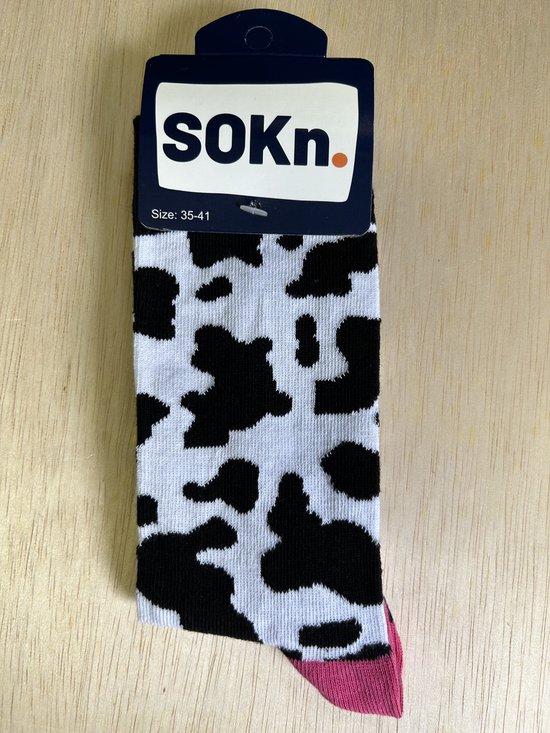 SOKn. Trendy sokken *KOEIENVLEKKEN* maat 35-41 (ook leuk om kado te ...