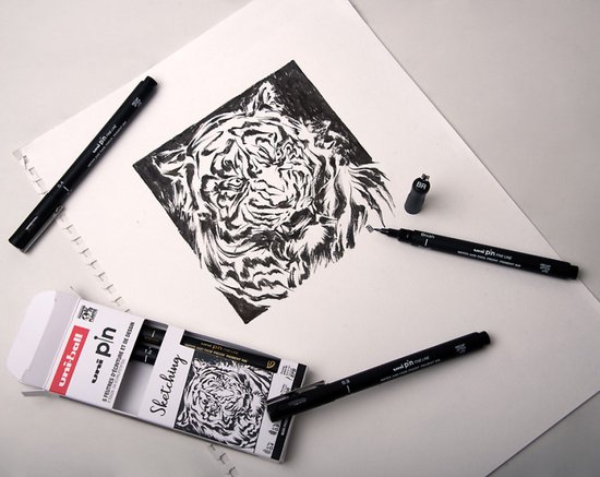 Uni Pin sketching set 5 stuks - Fineliner set voor Schetsen | bol