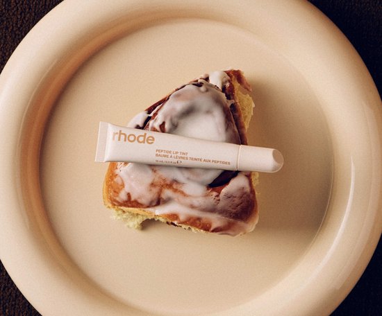 Rhode Skin - Peptide Lip Tint Cinnamon Roll - Limited Edition | bol