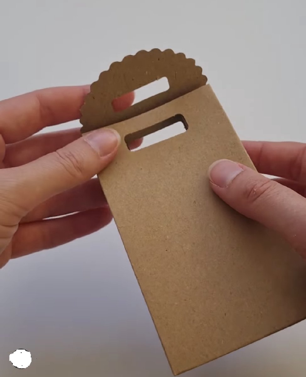 Gift Bags Kraft - Geld Cadeau Doosje / Zakje / Tasje - Traktatiezakjes ...