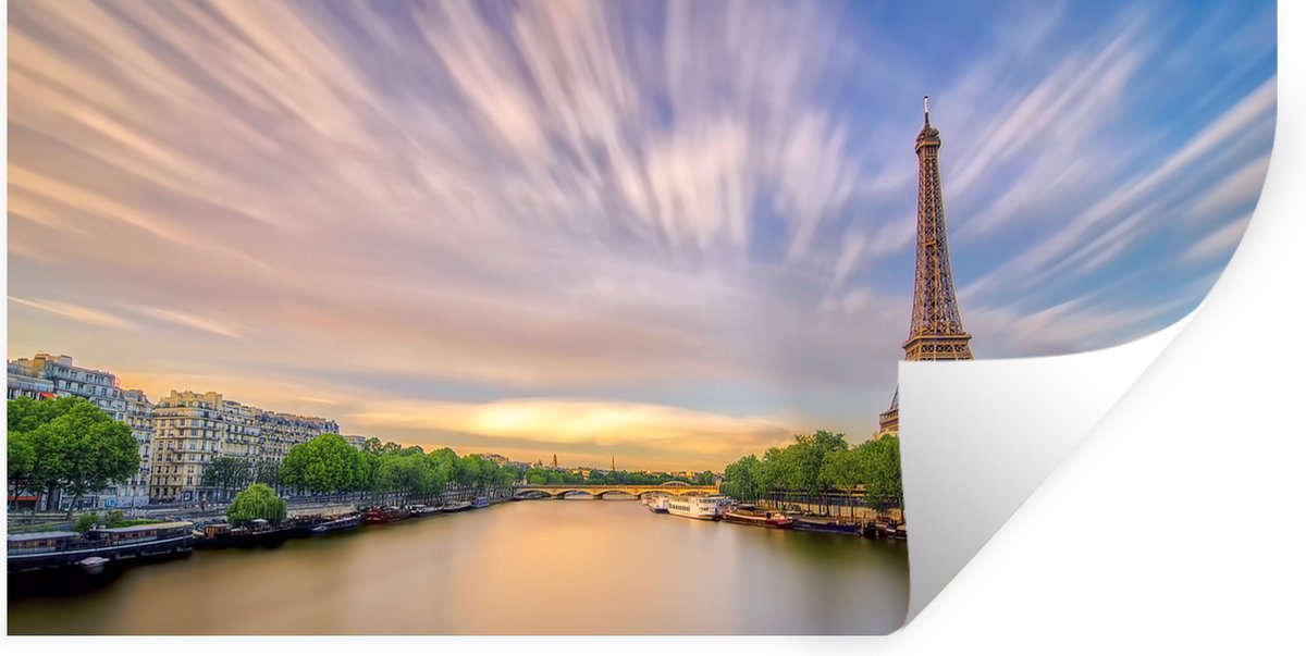 Muurstickers - Sticker Folie - Mooi gekleurde wolken en de Eiffeltoren ...
