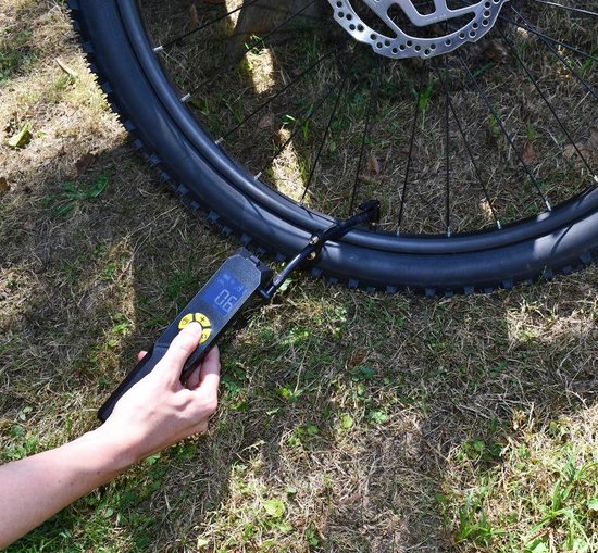 Michelin Mini Compressor - Draadloos - 10 bar - Voor fiets- en ...