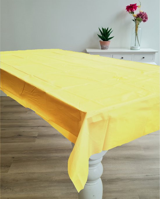 Givi Italia Feest tafelkleed van pvc - licht geel - 240 x 140 cm ...