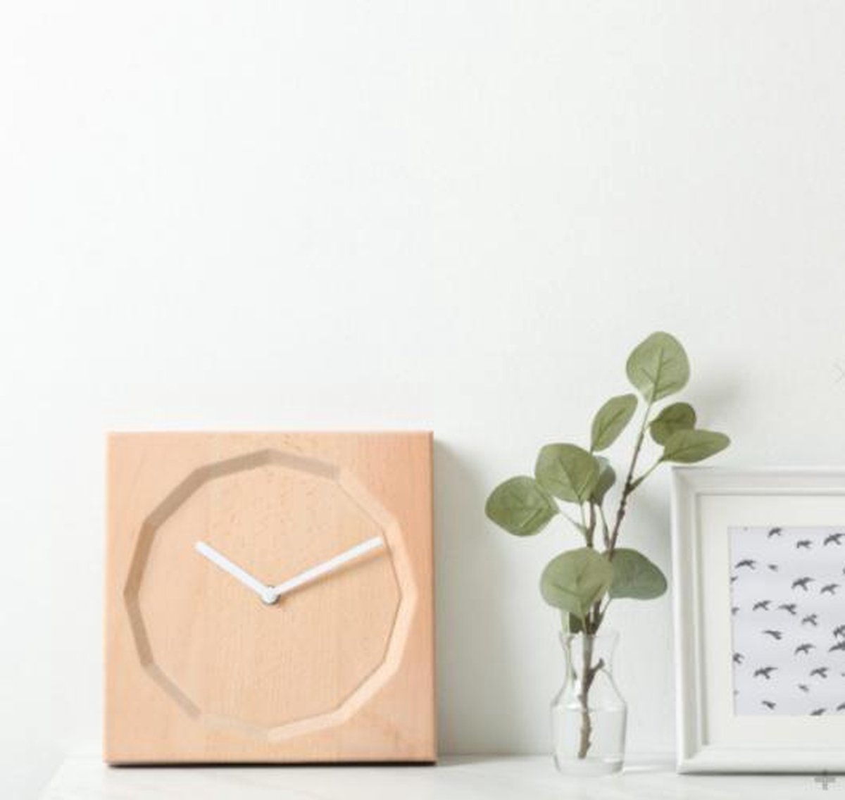 PLATFORM-O (WOOD:BEECH, WHITE) WALL CLOCK | bol.com