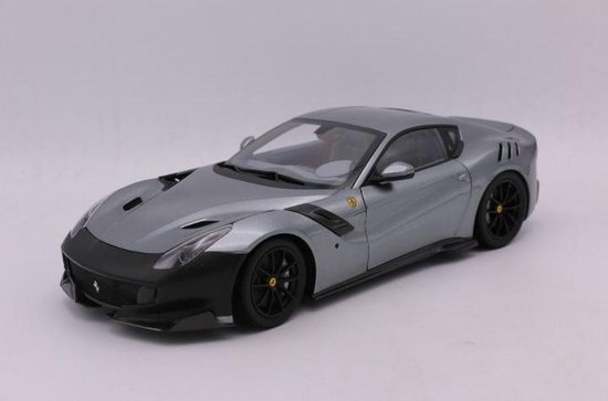 Ferrari F12 TDF Titanium Silver | bol.com