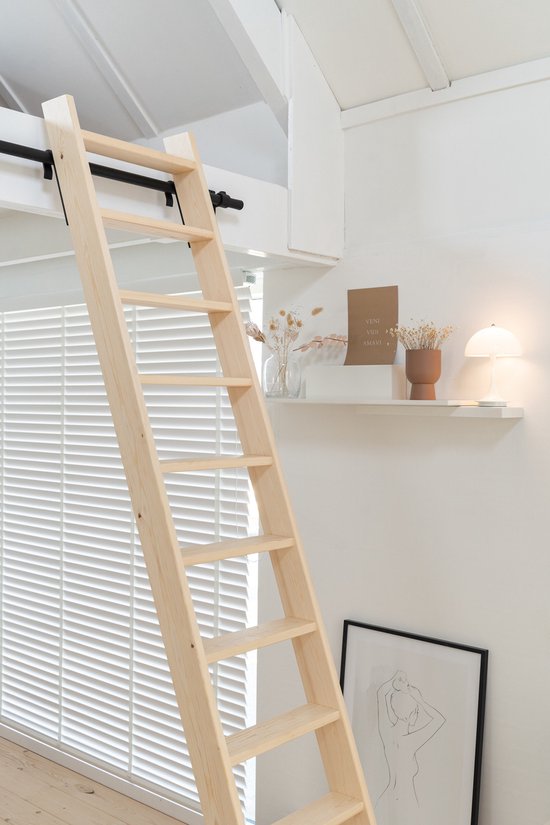 Houten Molenaarstrap | grenen - 7 treden (133 cm) | bol