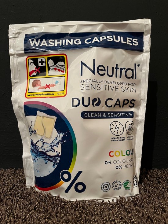 Neutral Duo caps Clean & Sensitive Colour | bol