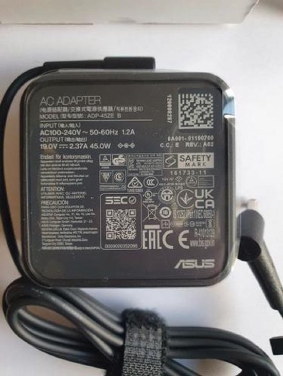 ASUS ADp-45ZE , 45W ADAPTER, 2,37A 45 W, 19 V 4mm pin | bol.com