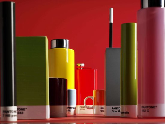 Pantone Heupfles 150 ml - Silver 8401 | bol