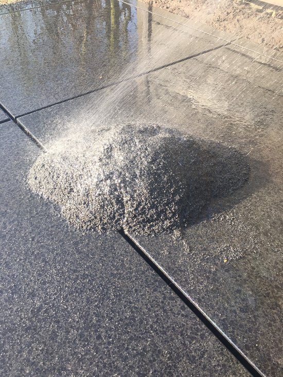 Aqua XP Premium 2 kg - voegzand - kleur basalt - waterdoorlatend voegen ...