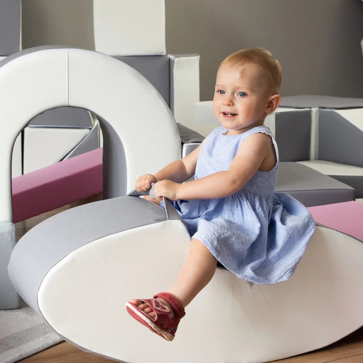 Soft Play Foam Schommelwip wit-grijs | rocker | wipwap | foamblokken ...