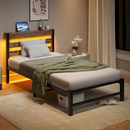 REDOM Bedframe 90x200 cm van metaal & hout, met LED en USB-ladestation ...