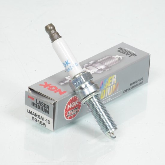 Bougie d'allumage NGK pour Moto CF moto 800 NK 2023 à 2024 Neuf | bol