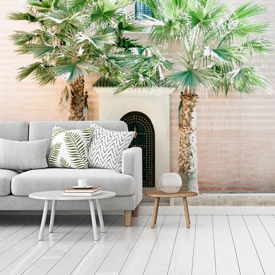 Deur - Marrakesh - Palmboom - Wit - Tropisch - Behangpapier | bol