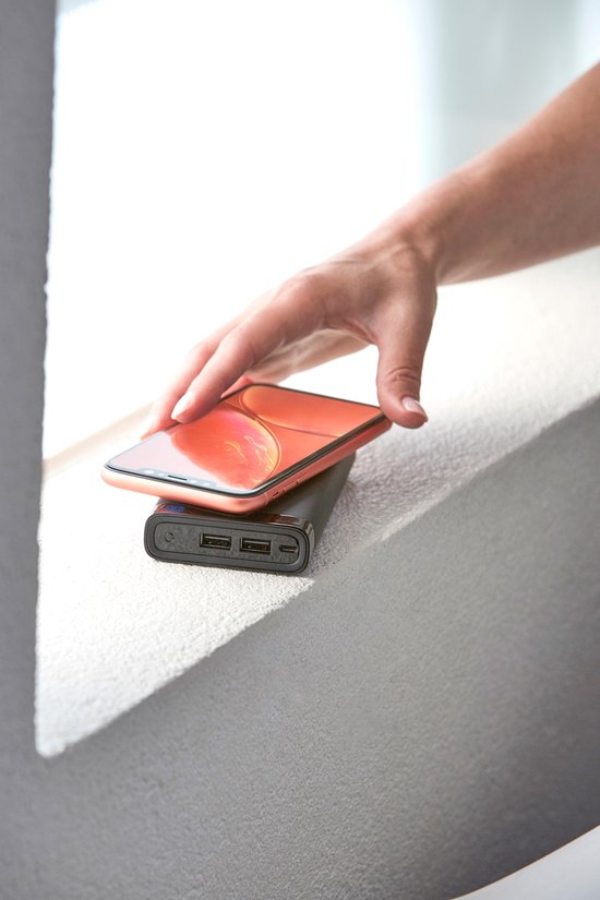 Cygnett ChargeUp Swift 10,000mAh Wireless Power Bank with 2 x USB-A ...