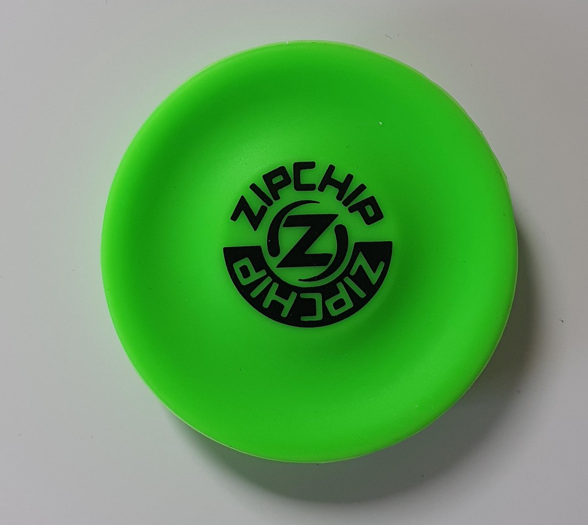 ZipChip | Mini Frisbee 6,8 cm | Fun Pocket disc | Groen | bol