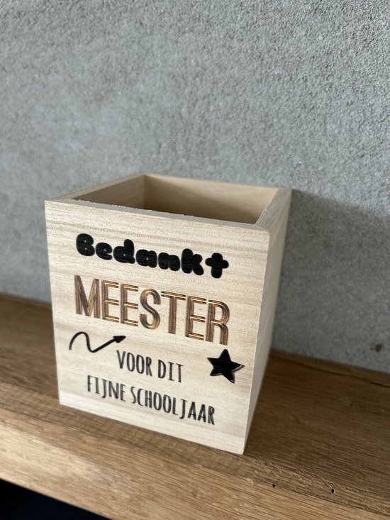 Houten pennenbakje Meester - school - afscheid - einde schooljaar | bol