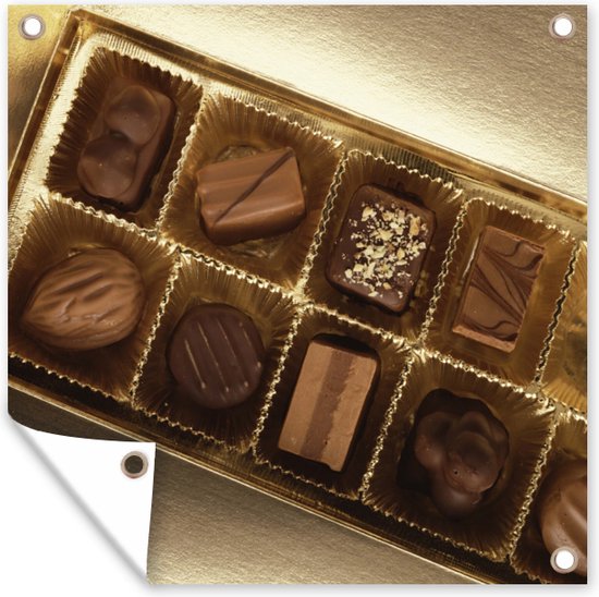 Tuindoek Een gouden doos met bonbons - 100x100 cm | bol