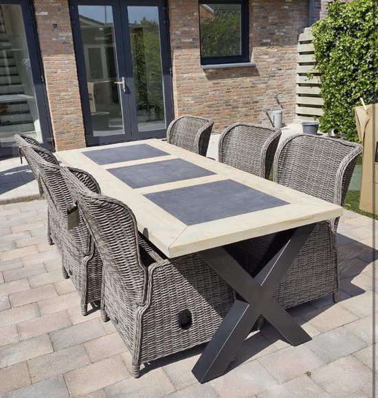 Tuintafel Steigerhout Grey Wash - 250 cm lang - ingelegd met stenen ...