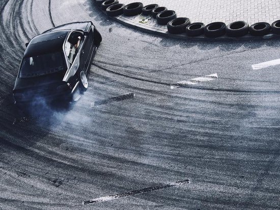 Bongo Bon - DRIFTEN MET EEN ERVAREN INSTRUCTEUR IN EINDHOVEN ...